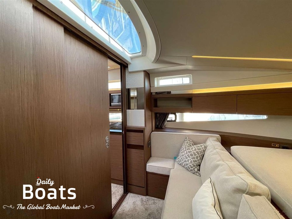 2018 Jeanneau Leader 33 for sale. View price, photos and Buy 2018 ...