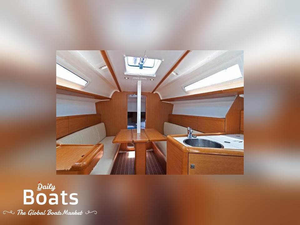 2011 Jeanneau Sun Odyssey 33.1 for sale. View price, photos and Buy ...