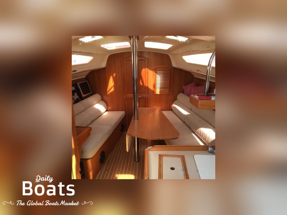 2003 Hunter Legend 326 for sale. View price, photos and Buy 2003 Hunter ...