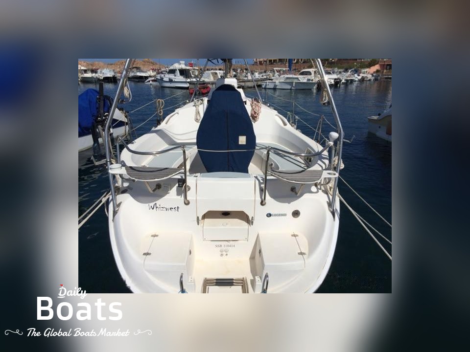 2003 Hunter Legend 326 for sale. View price, photos and Buy 2003 Hunter ...