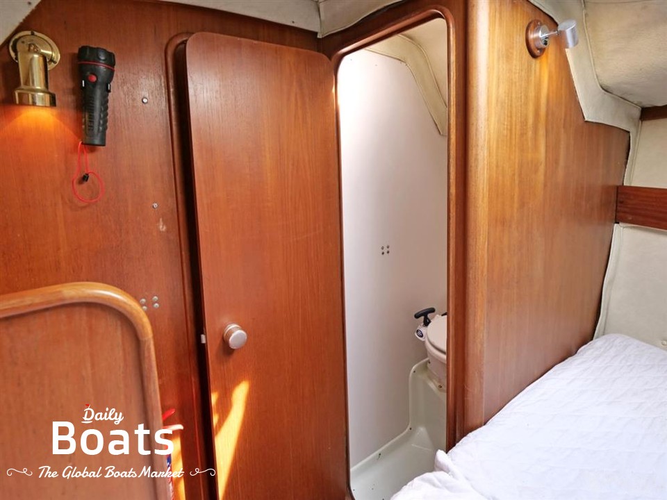 1992 Westerly Typhoon 37 te koop. Bekijk prijs, foto's en 1992 Westerly ...