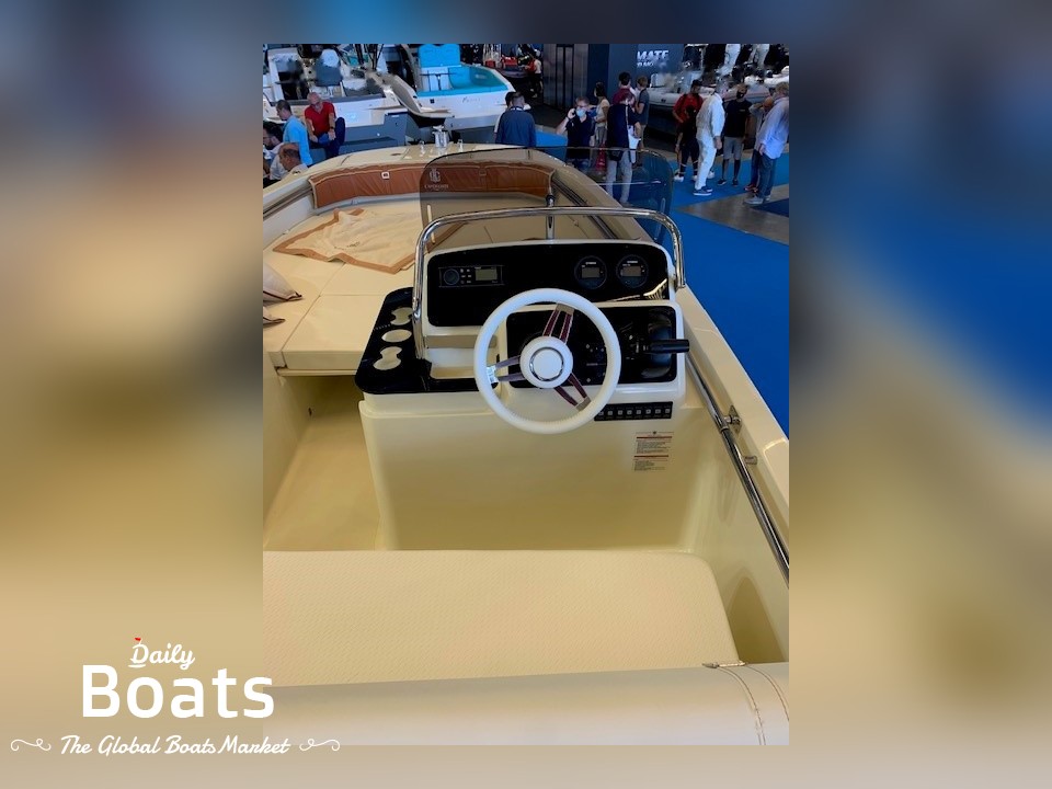 2022 Invictus Yacht 200 Sx for sale. View price, photos and Buy 2022 ...