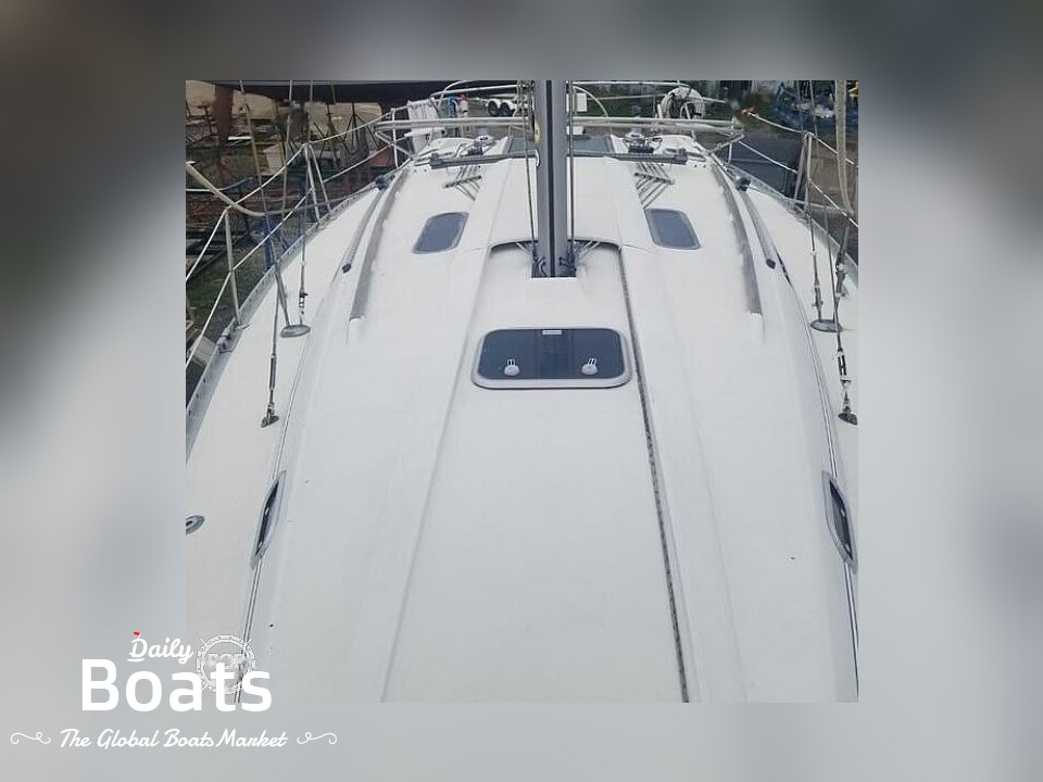 Bénéteau Océanis 351 for sale. View price, photos and Buy Bénéteau ...