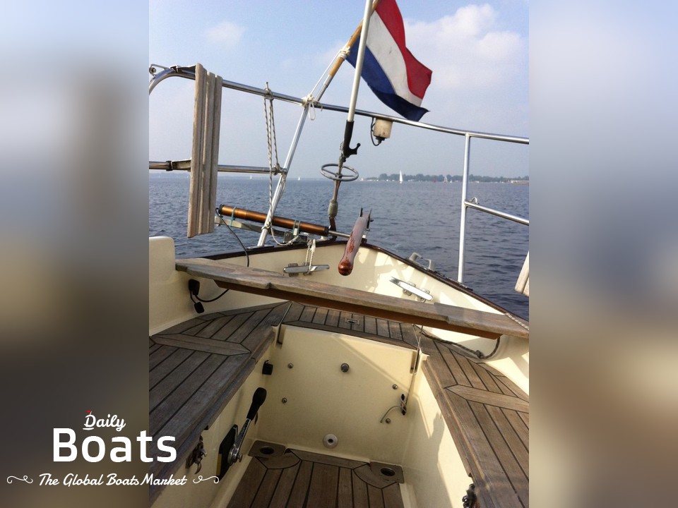 1986 Victoria Marine 26 for sale. View price, photos and Buy 1986 ...