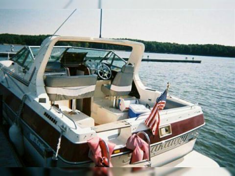 1987 Cruisers Yachts 2660 for sale. View price, photos and Buy 1987 ...