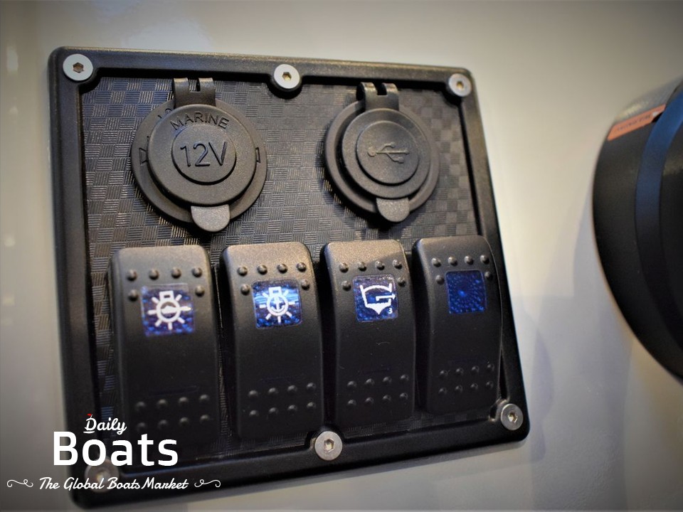 2021 Custom built/Eigenbau Aqs 585 Dc Double Console for sale. View ...