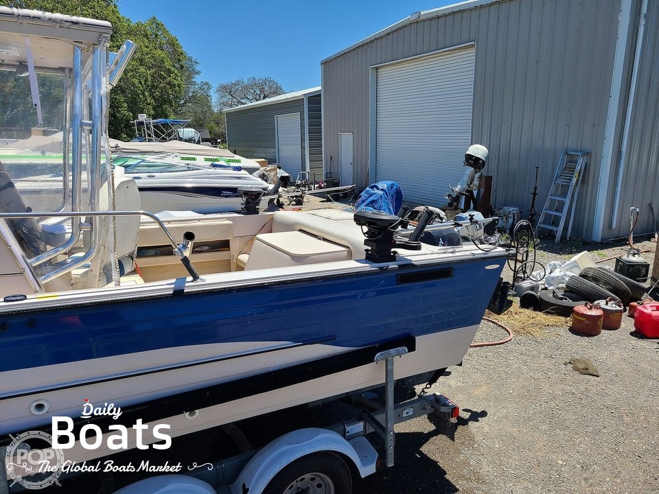 1999 Crestliner 22 for sale. View price, photos and Buy 1999 Crestliner ...