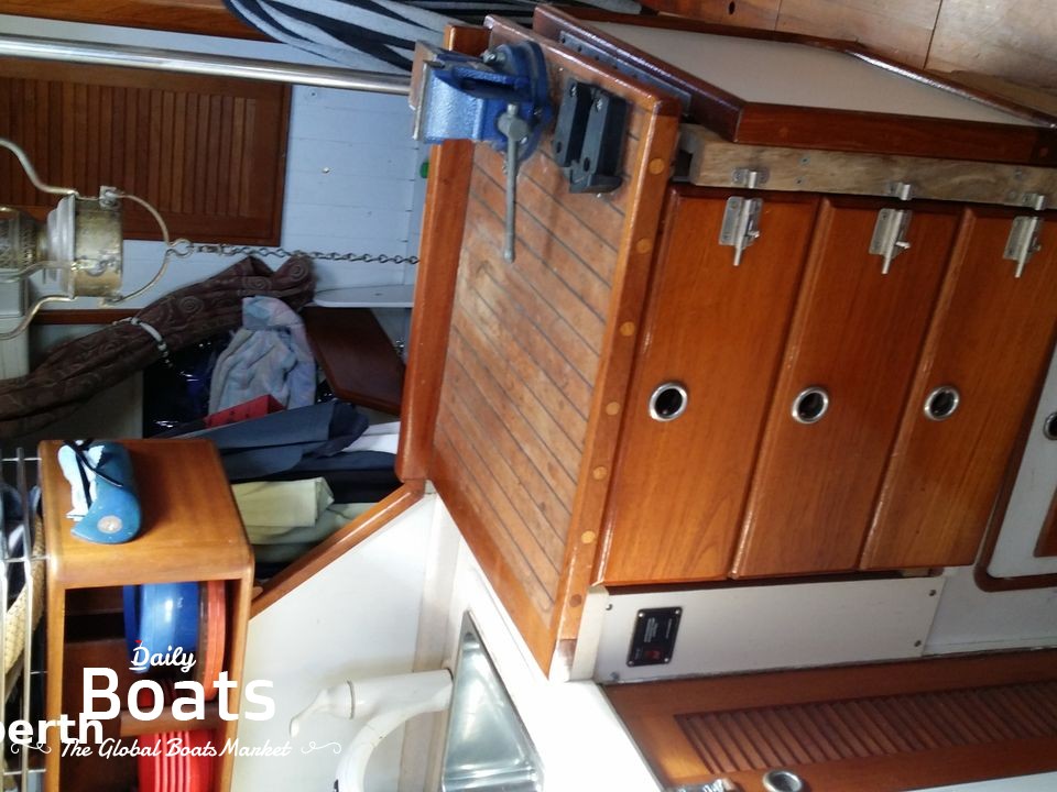 Custom Line Yachts Bulldog for sale. View price, photos and Buy Custom ...