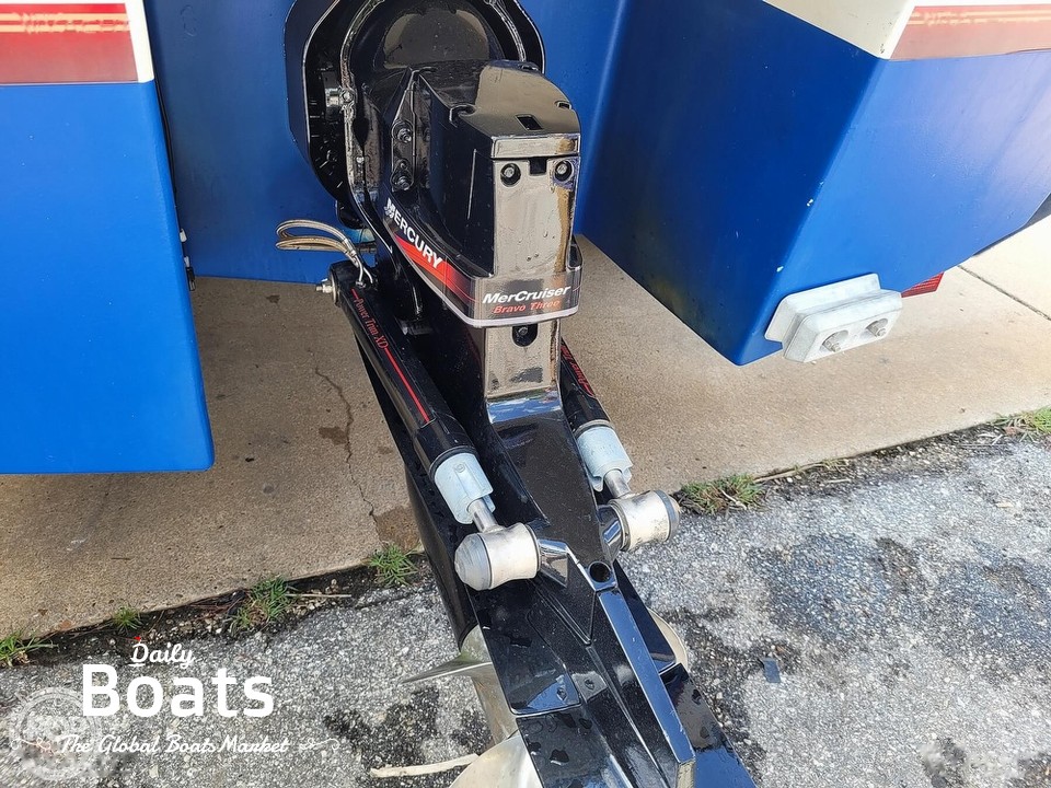 1998 Stamas Yacht 28.5 Express for sale. View price, photos and Buy ...