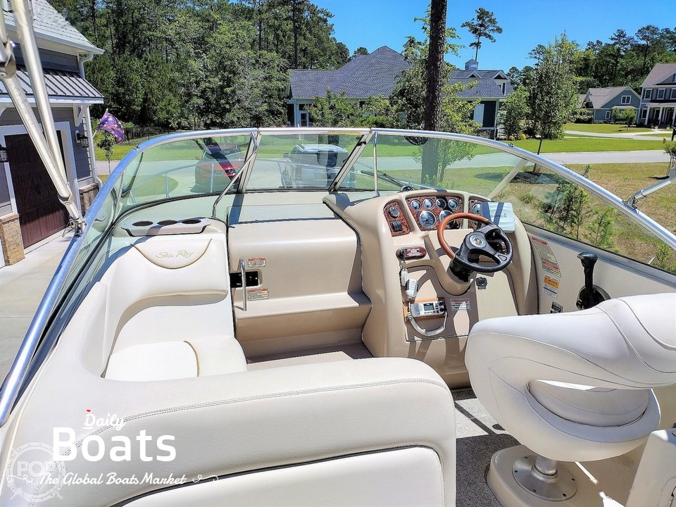 2003 Sea Ray 240 Sundancer for sale. View price, photos and Buy 2003 ...