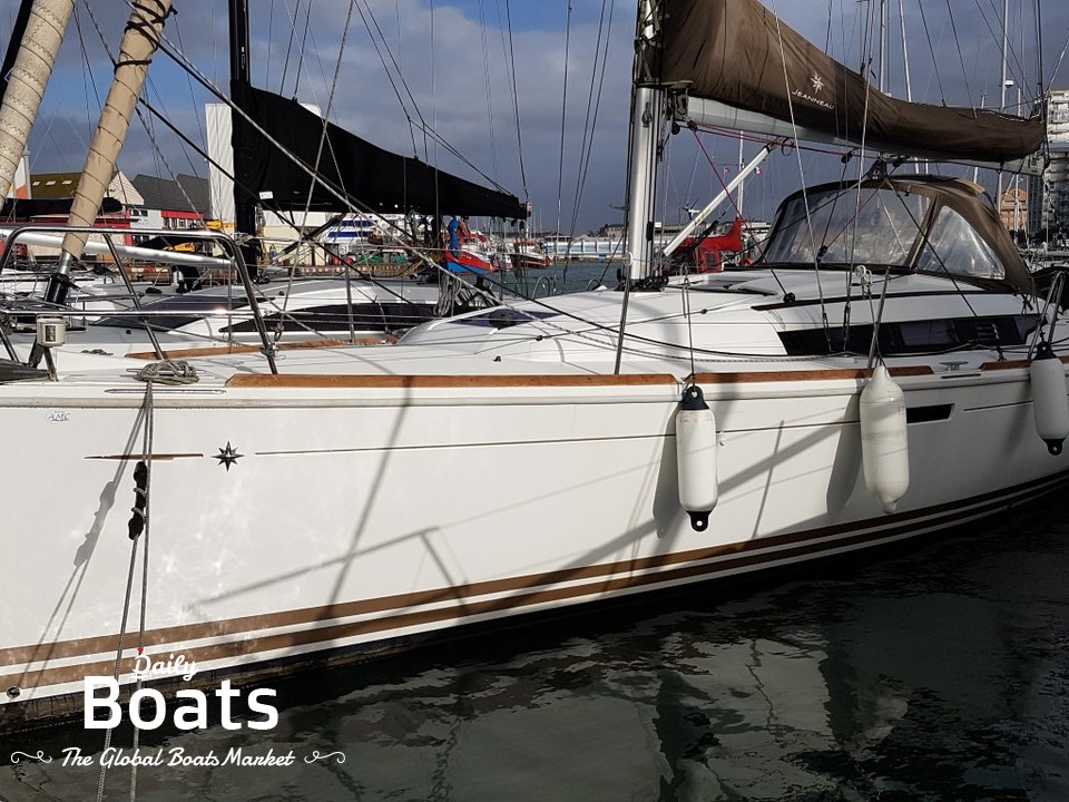 Jeanneau sun odyssey 379 lifting keel til salgs - Daily Boats