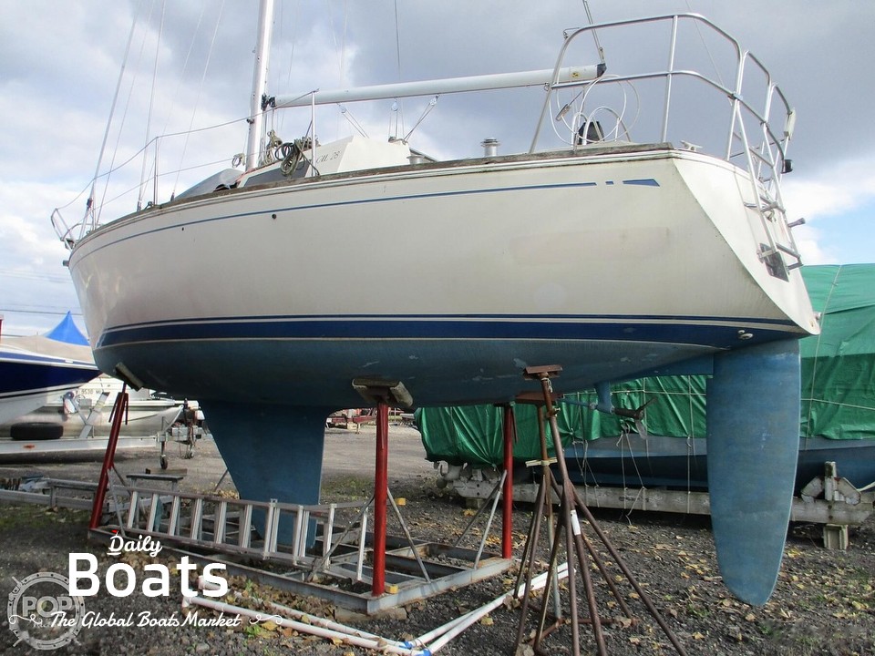1987 Cal Yachts 28-2 for sale. View price, photos and Buy 1987 Cal ...