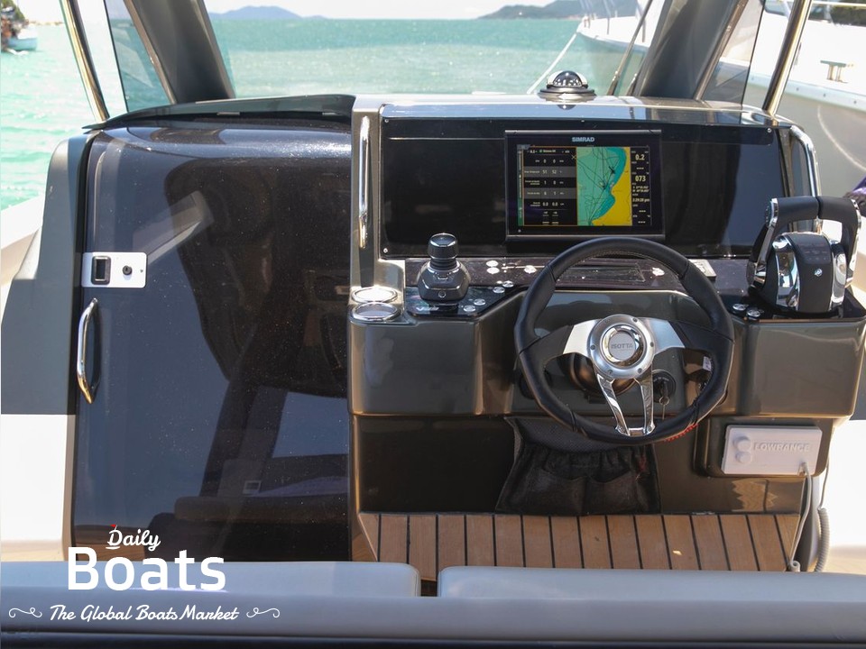 2021 Schaefer Yachts V33 for sale. View price, photos and Buy 2021 ...