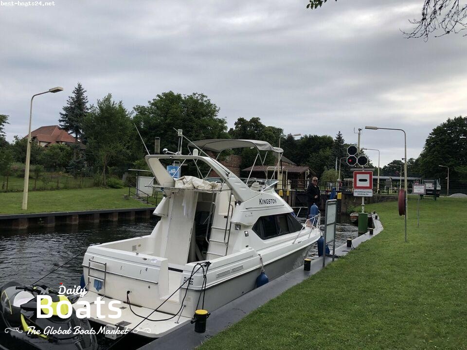 1998 Bayliner 2858 Fly Diesel for sale. View price, photos and Buy 1998 ...