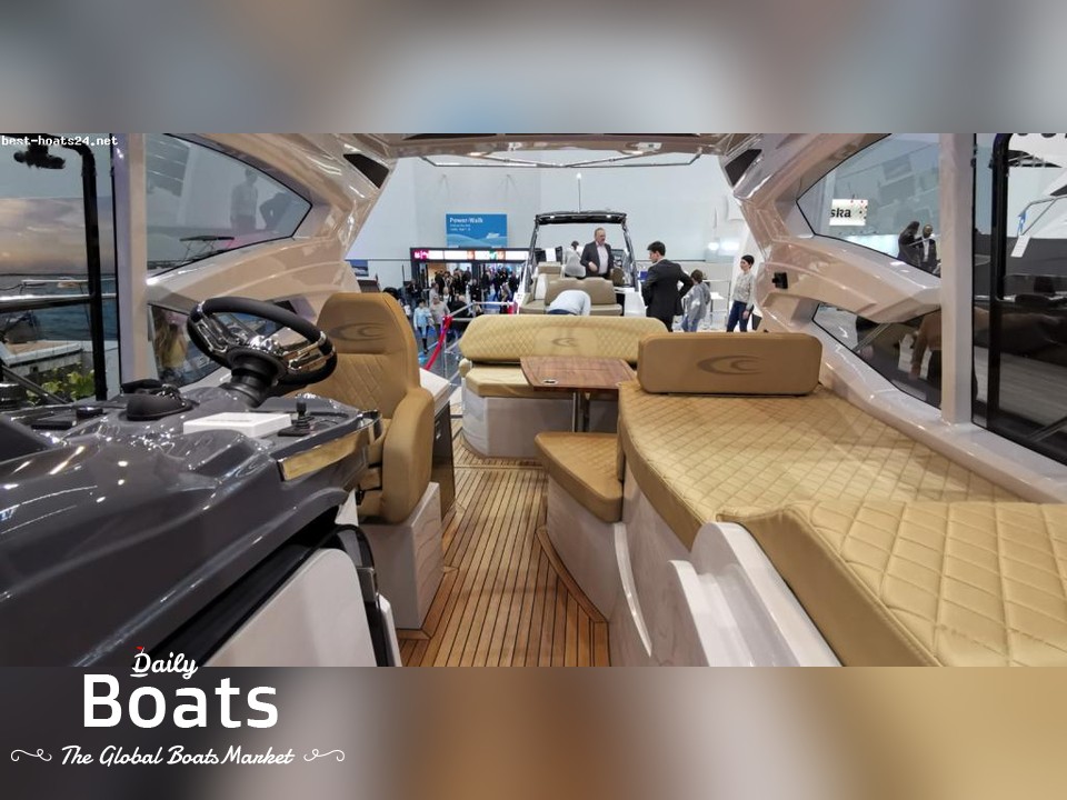 2022 Cobrey Boats 33Ht Axius for sale. View price, photos and Buy 2022 ...