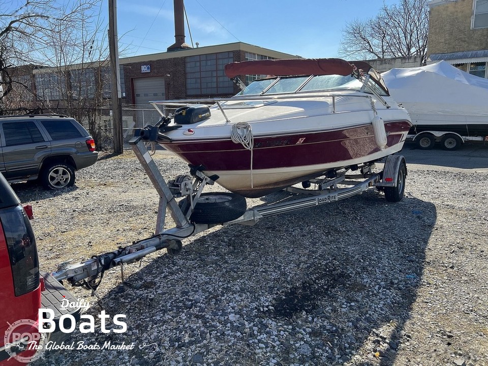 1994 Sea Ray 200 Signature Overnighter for sale. View price, photos and ...