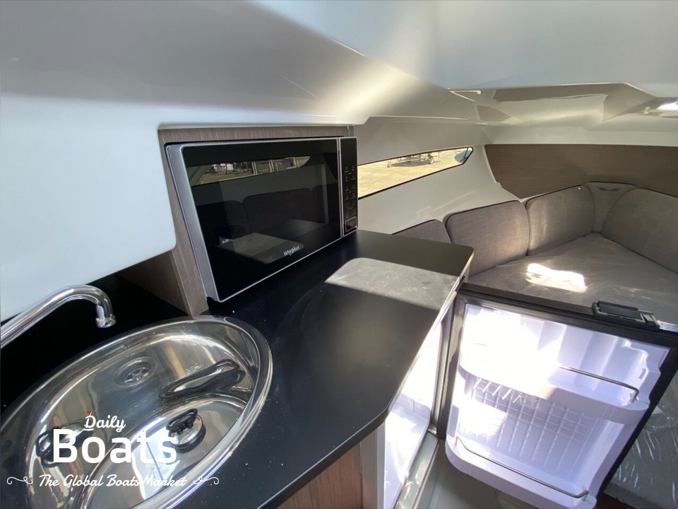 2022 Bénéteau Flyer 8 Sundeck for sale. View price, photos and Buy 2022 ...