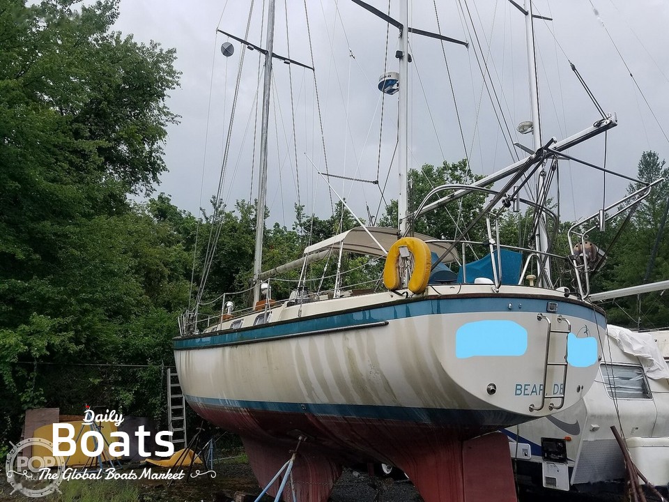 1980 Pearson 424 for sale. View price, photos and Buy 1980 Pearson 424 ...