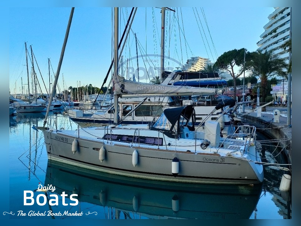 2015 Bénéteau Oceanis 31 for sale. View price, photos and Buy 2015 ...