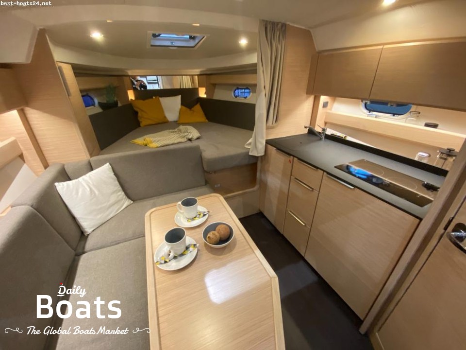 2022 Bavaria 33 Ht - Ab Marz 2023 for sale. View price, photos and Buy ...