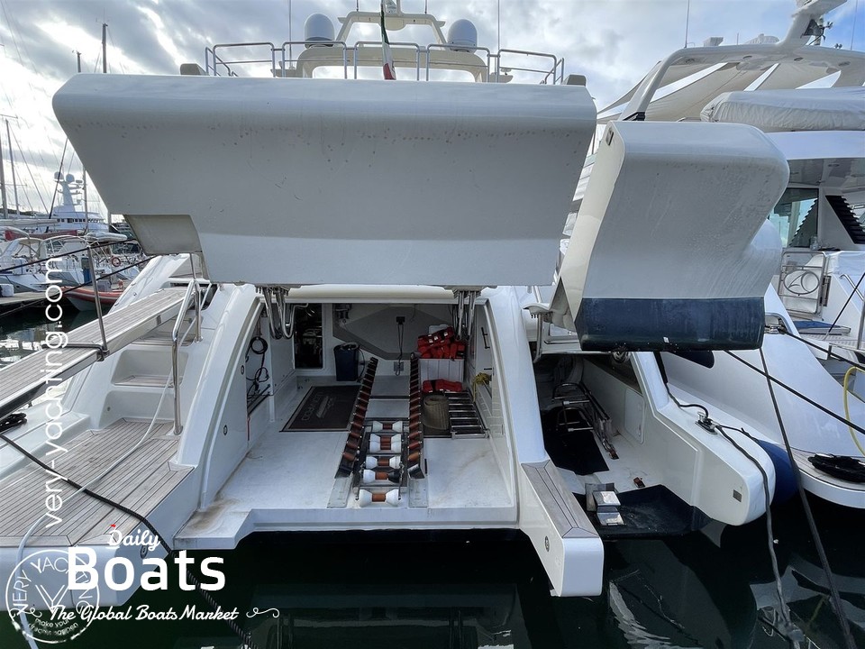 2007 Azimut 98 Leonardo for sale. View price, photos and Buy 2007 ...