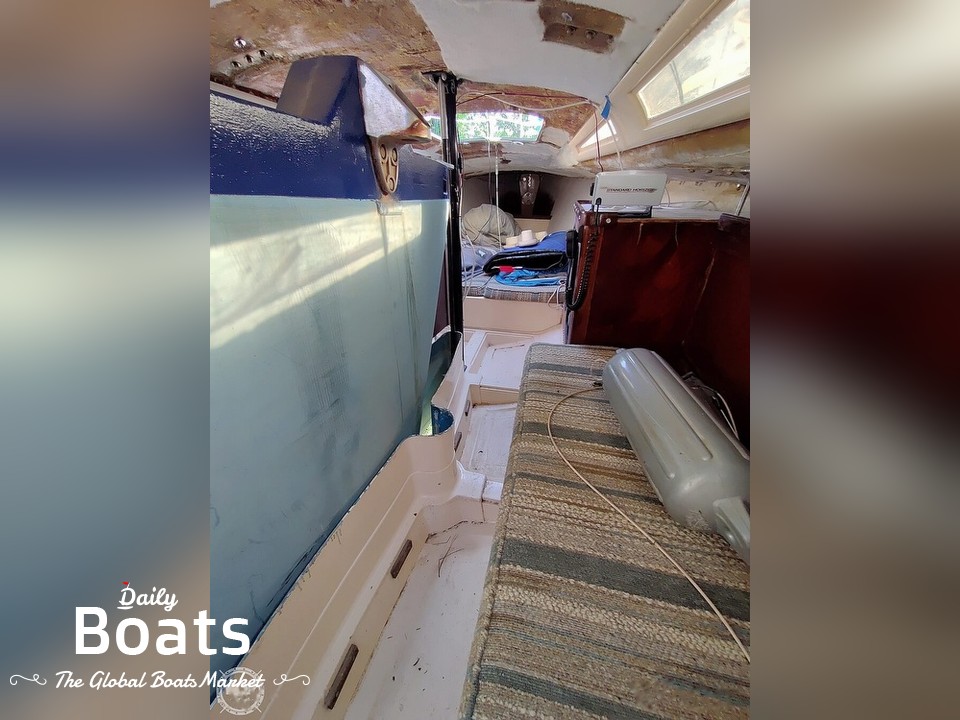 1984 Hobie Cat 33 for sale. View price, photos and Buy 1984 Hobie Cat ...