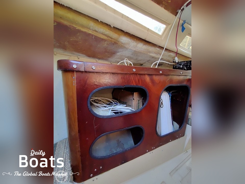 1984 Hobie Cat 33 for sale. View price, photos and Buy 1984 Hobie Cat ...