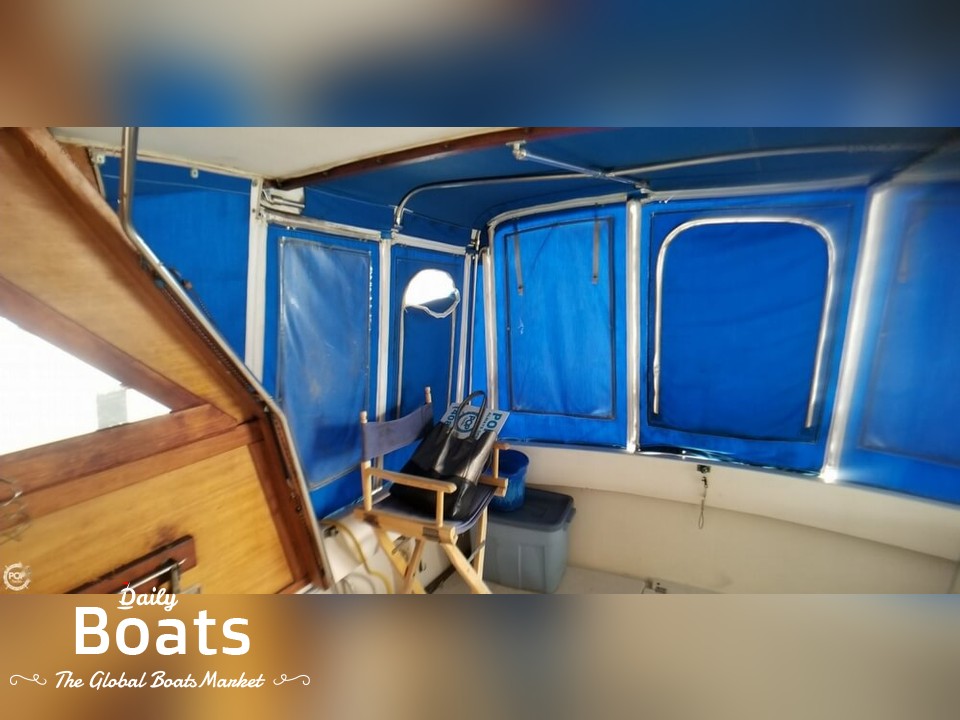 1975 Pacemaker Yachts Sedan Cruiser for sale. View price, photos and ...