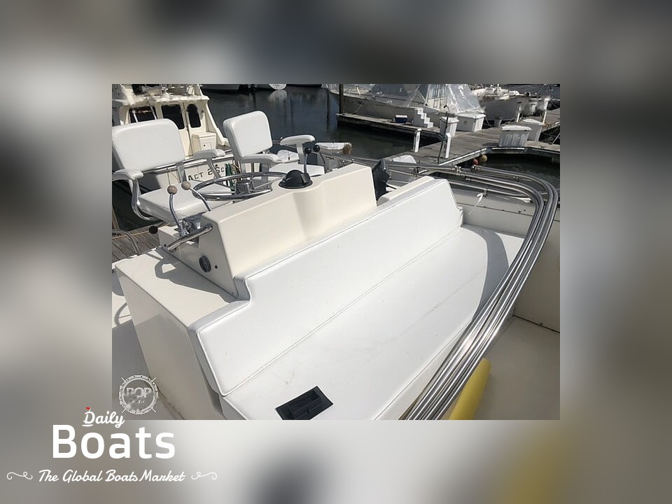 1980 Viking Yachts (US) 35 Convertible for sale. View price, photos and ...