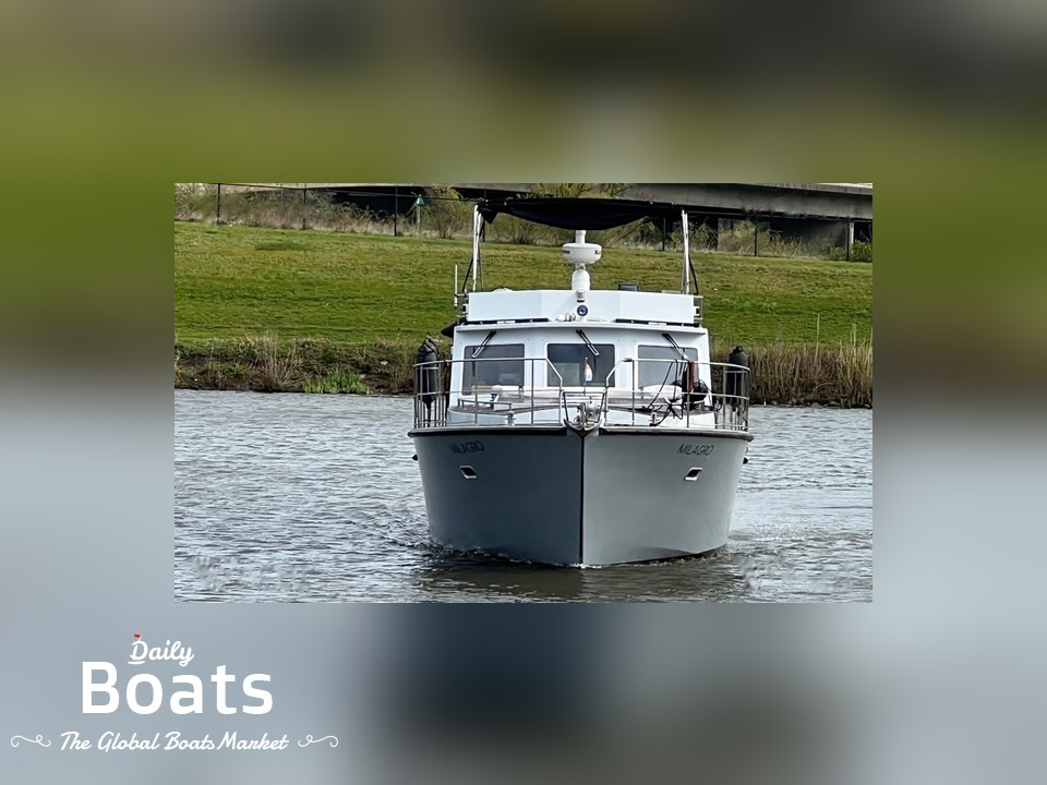Bruce Roberts Trawler 42 Flybridge en venta. Ver precio, fotos y ...