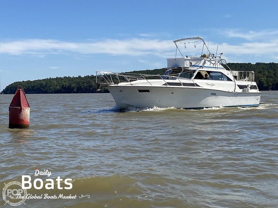 1972 Pacemaker Yachts 38 for sale. View price, photos and Buy 1972 ...