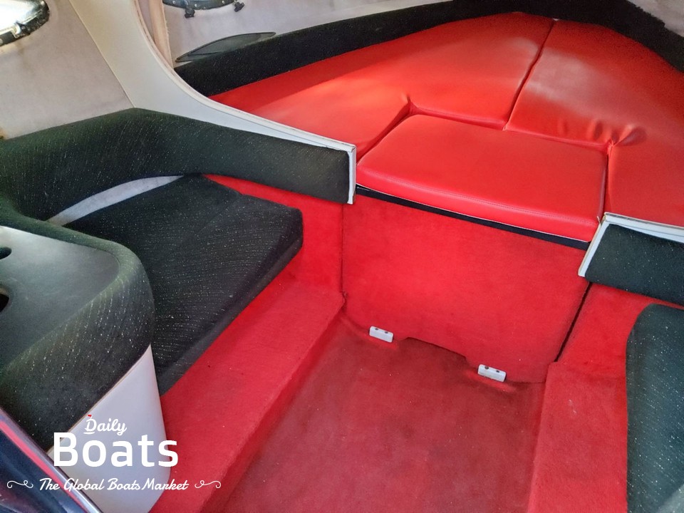 1990 Larson 762 Senza Spectre for sale. View price, photos and Buy 1990 ...