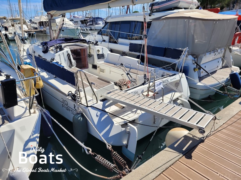 2011 Bénéteau First 30 for sale. View price, photos and Buy 2011 ...