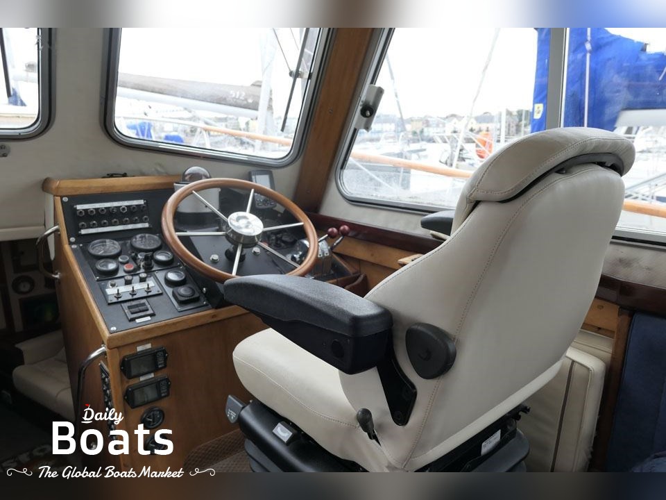 1987 Lochin Marine 38 for sale. View price, photos and Buy 1987 Lochin ...