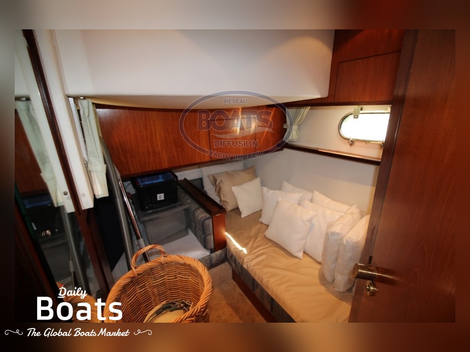 1990 Fairline Targa 42 for sale. View price, photos and Buy 1990 ...