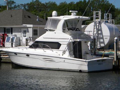 2004 Silverton 42 for sale. View price, photos and Buy 2004 Silverton ...