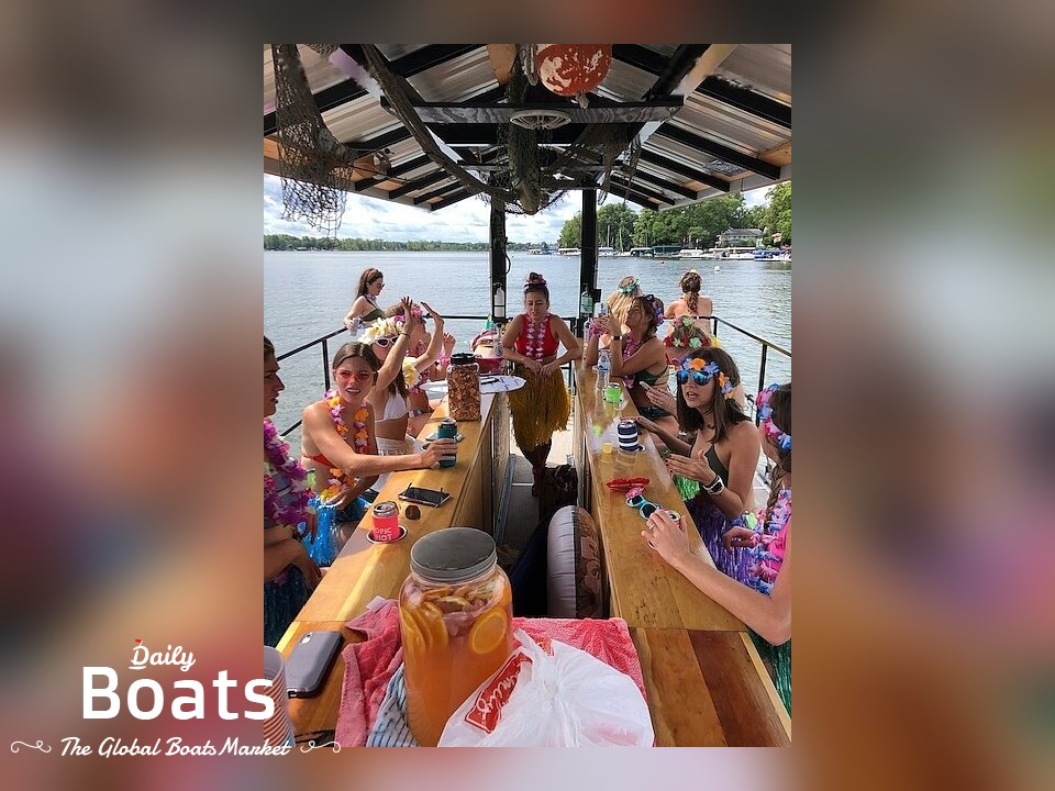 2019 Homebuilt 27 Party Barge for sale. View price, photos and Buy 2019 ...