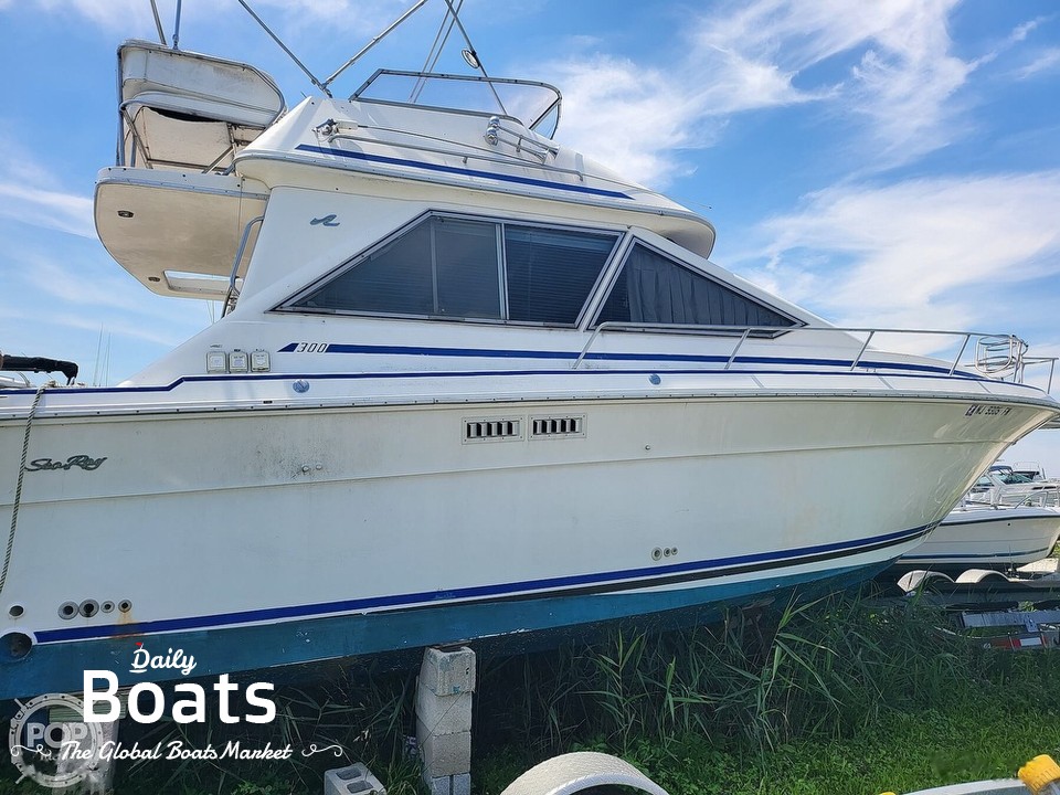 1989 Sea Ray 300 Sedan Bridge for sale. View price, photos and Buy 1989 ...