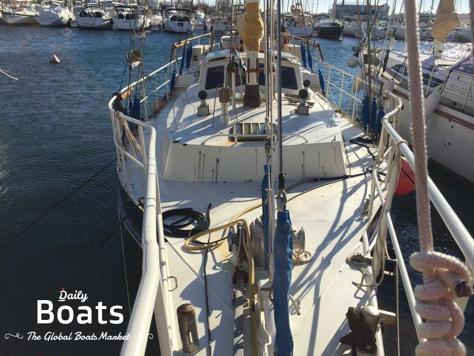 2002 Bruce Roberts 38 Spray for sale. View price, photos and Buy 2002 ...