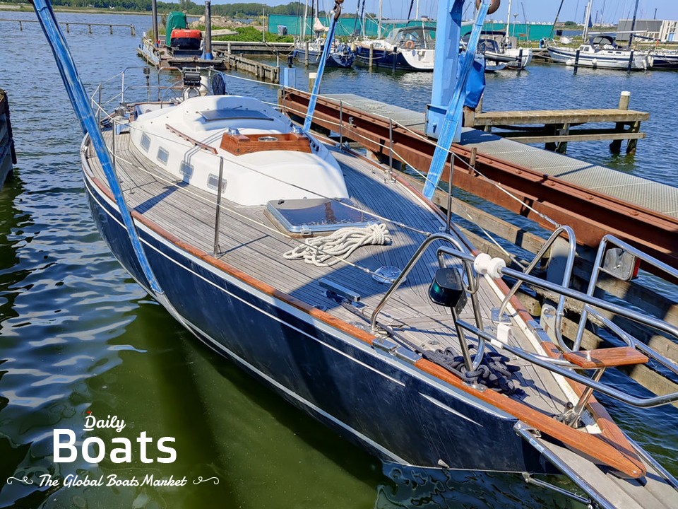 1974 Crown Marine Oe 36 for sale. View price, photos and Buy 1974 Crown ...