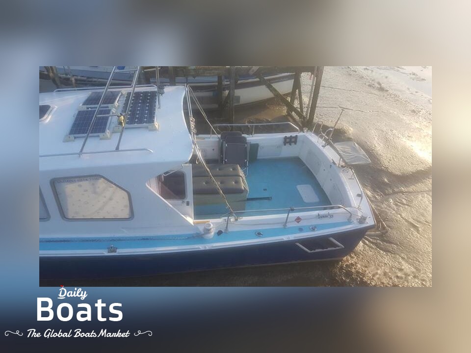 1989 Lochin Marine 33 for sale. View price, photos and Buy 1989 Lochin ...