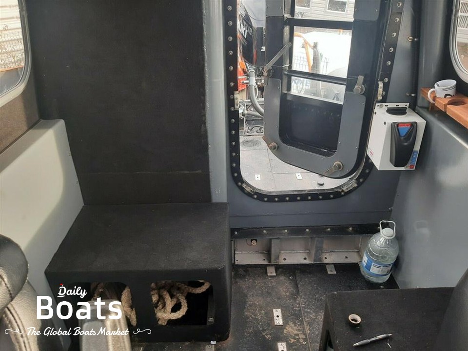 2004 Halmatic Arctic 28 Cabin for sale. View price, photos and Buy 2004 ...