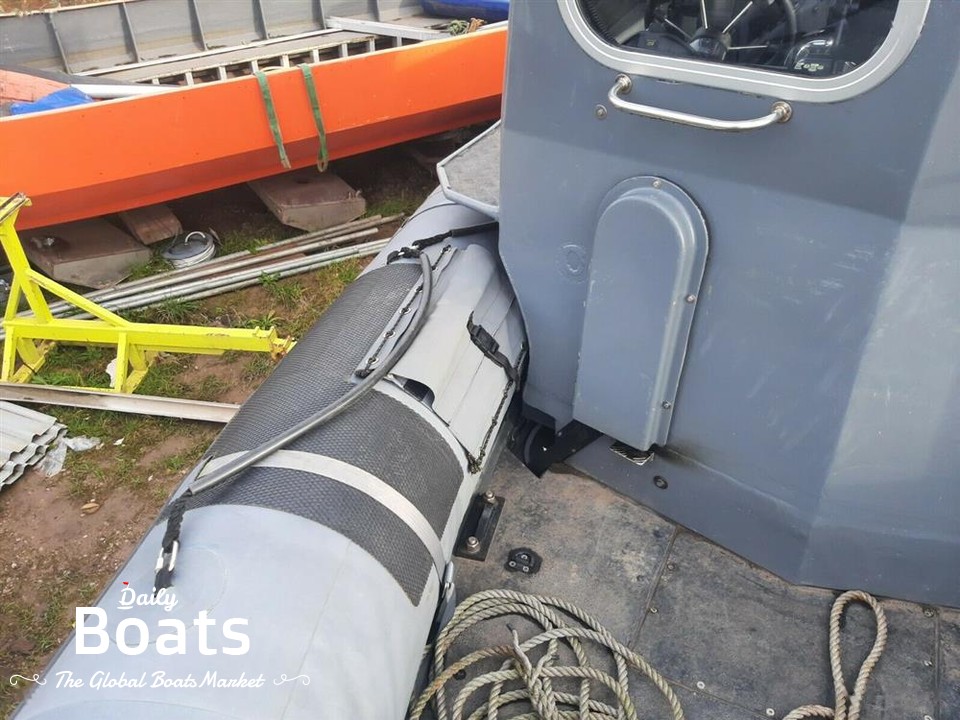 2004 Halmatic Arctic 28 Cabin for sale. View price, photos and Buy 2004 ...