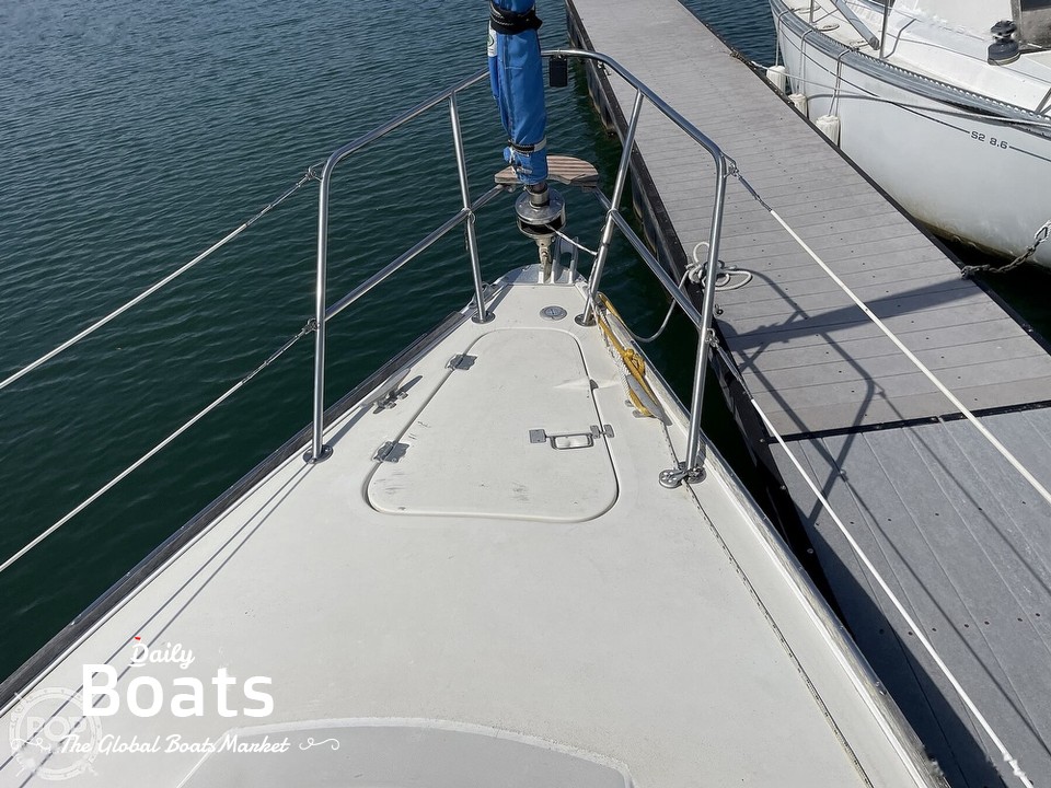 1985 Pearson 28-2 for sale. View price, photos and Buy 1985 Pearson 28 ...