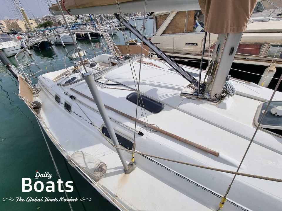 1995 Bénéteau Oceanis 351 for sale. View price, photos and Buy 1995 ...