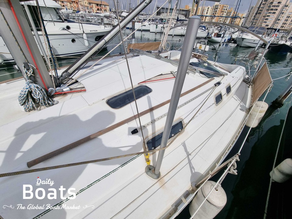 1995 Bénéteau Oceanis 351 for sale. View price, photos and Buy 1995 ...