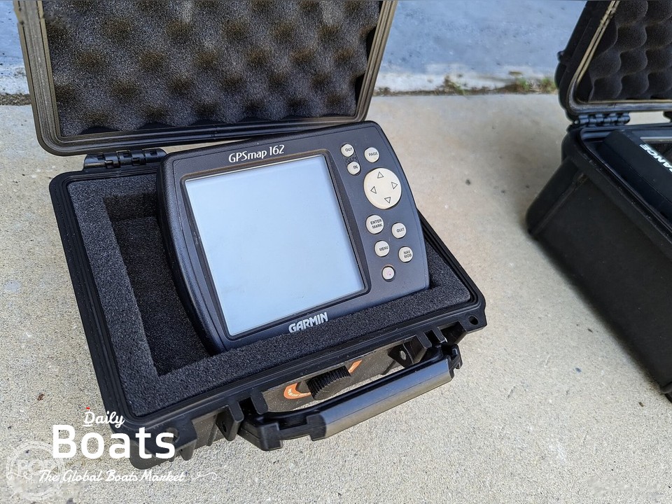 2004 Pro-Line 26 Walkaround for sale. View price, photos and Buy 2004 ...