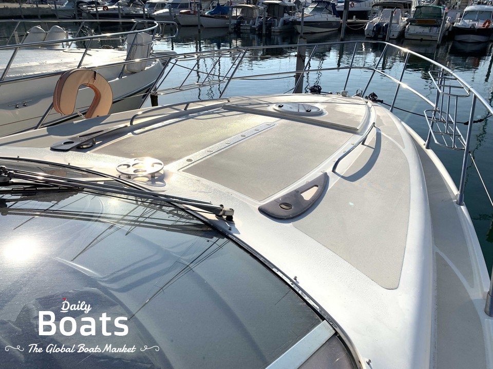 2004 Azimut Atlantis 47 for sale. View price, photos and Buy 2004 ...