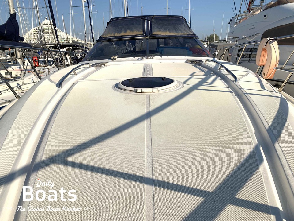 2004 Azimut Atlantis 47 for sale. View price, photos and Buy 2004 ...