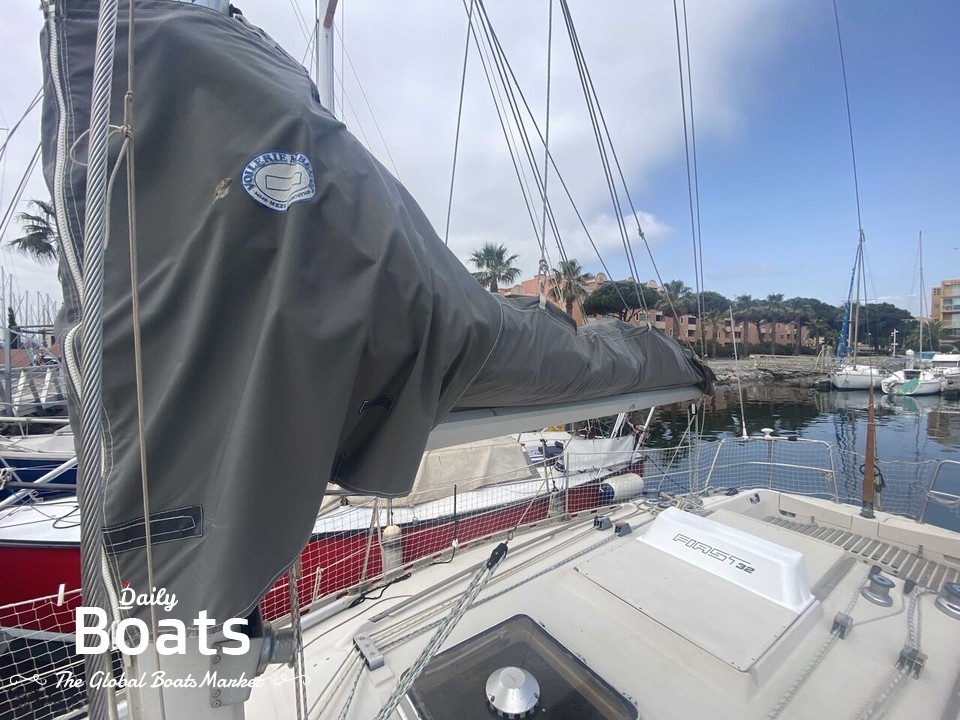 1982 Bénéteau First 32 for sale. View price, photos and Buy 1982 ...